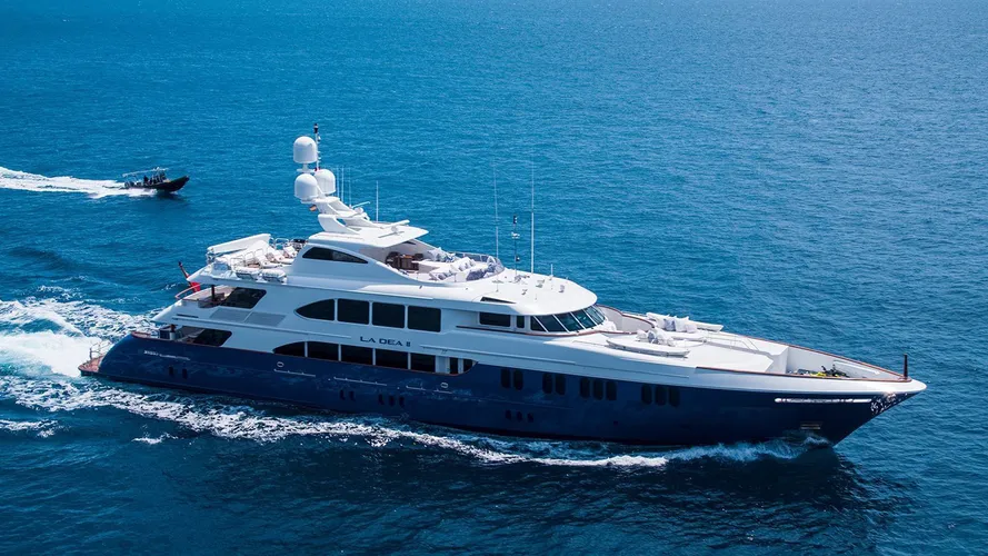 Dirt Poor yacht (Trinity Yachts, 49.07m, 2007)